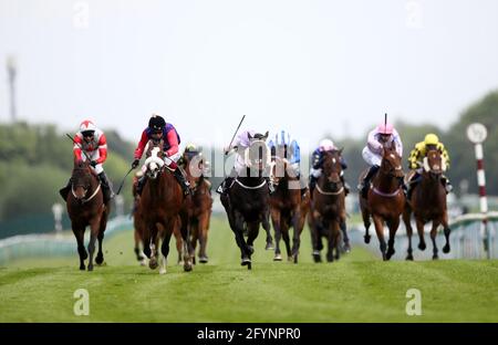 King's Lynn ridden by Oisin Murphy (centre) wins the Betway Achilles ...