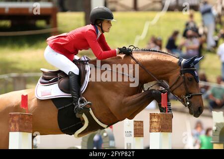 Daughter of musician Bruce Springsteen, Jessica Springsteen, is ...