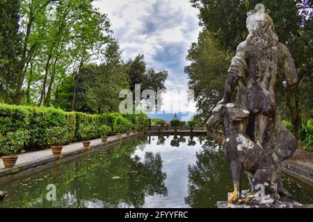 Villa Torrigiani old villa with gardens and ancient statue in tuscany ...