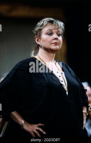 Lucia Popp, slowakische Opernsängerin, Sopranistin, circa 1983. Lucia ...