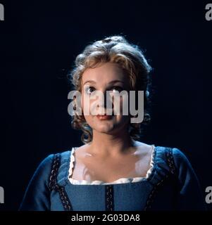 Lucia Popp, slowakische Opernsängerin, Sopranistin, circa 1983. Lucia ...