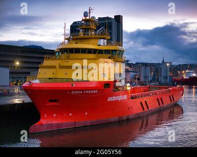 The Norwegian built North Sea Supply Ship 'Far Superior' returning to ...
