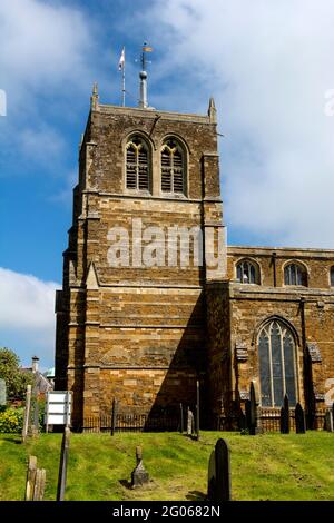 Holy Trinity, Rothwell, Northamptonshire, England, UK. The interior of ...