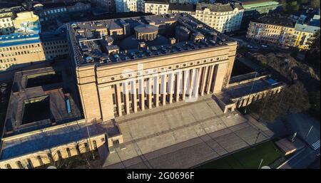 Parlament house spring sunrise Stock Photo - Alamy