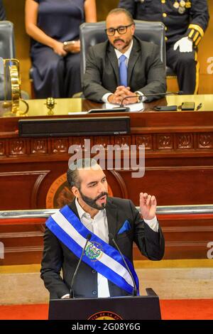 San Salvador, El Salvador. 01st June, 2024. A person wearing a costume ...