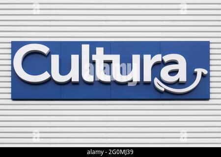 Cultura shop sign, France Stock Photo - Alamy