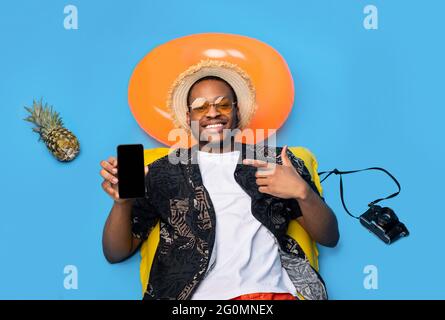 Mobile phone lilo Stock Photo - Alamy