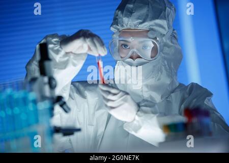 Medical workers do medical experiments Stock Photo - Alamy