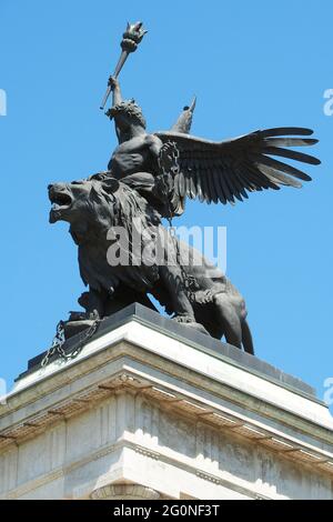 Lajos Kossuth (Louis Kossuth) Mausoleum, Kerepesi Cemetery (Fiume Road ...