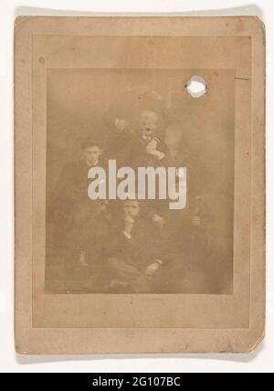 Group portrait of five students; Students lead Stock Photo - Alamy