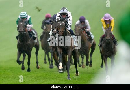 Oscula ridden by Mark Crehan coming home to win the Cazoo Woodcote EBF ...