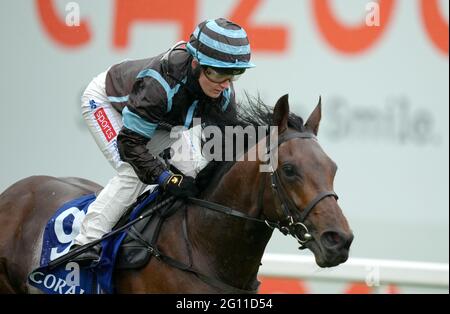 Corazon Espinado ridden by Hollie Doyle (right) coming home to win the ...