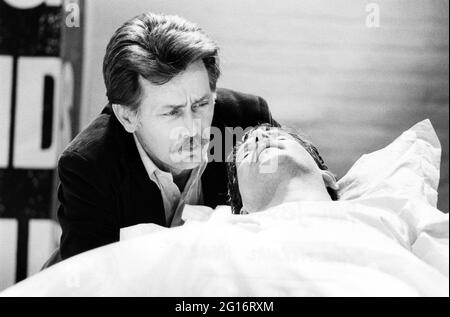 l-r: Martin Sheen (Ned Weeks), Paul Jesson (Felix Turner), Frances ...