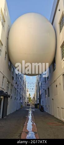 GIANT EGG-SHAPED STRUCTURE IN MIAMI Stock Photo - Alamy