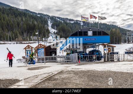 Revelation Gondola, Revelstoke Mountain Resort, Revelstoke, British ...