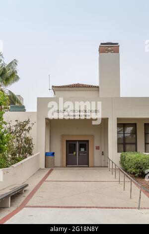 Santa Barbara City College Entrance, Cliff Drive, Santa Barbara ...