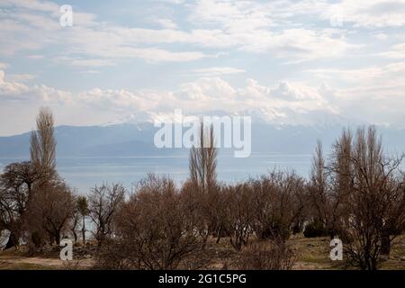 A magnificent and impressive natural landscape with high resolution ...