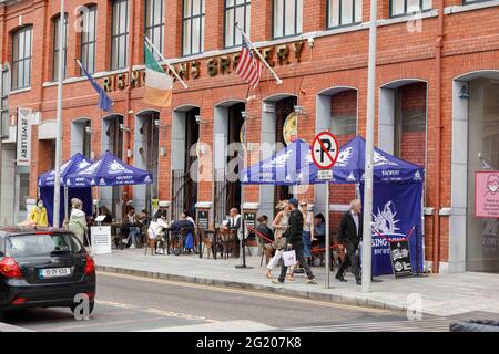 Cork, Ireland. 7th June, 2021. Murphys Rock Bar and Restaurant Reopens ...