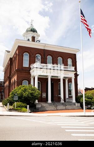 Exeter town hall New Hampshire Stock Photo - Alamy