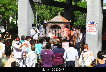 Cremation-ceremony for a passed away Jain-nun Stock Photo - Alamy