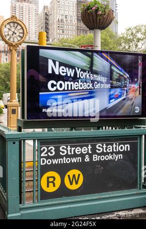 23 Street Station Subway Sign in New York City, USA Stock Photo - Alamy