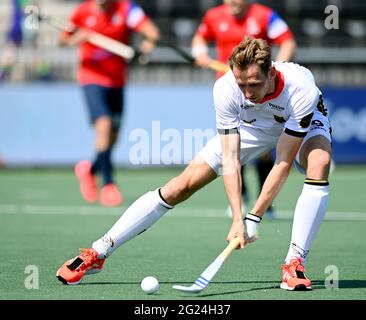 AMSTELVEEN, NETHERLANDS - JUNE 8: Niklas Wellen of Germany during the ...