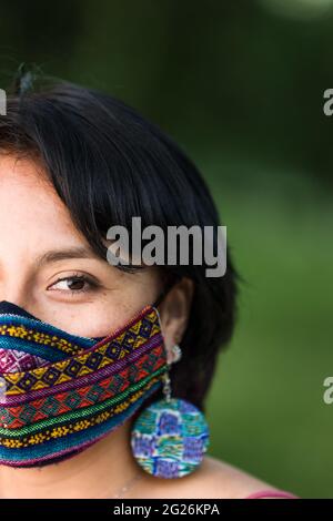 Bolivian handcraft quechua Cloth mask with traditional pattern for ...