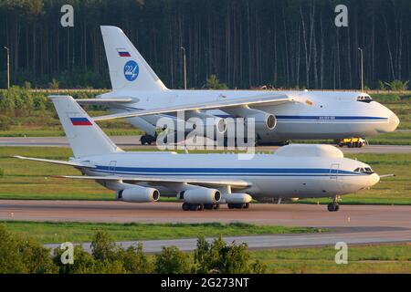 IL-80 (IL-86VKP) flying command post of the Russian Air Force taking ...