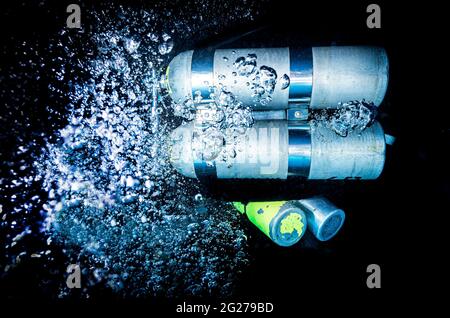 UNDERWATER VIEW OF BUBBLES FROM A SCUBA DIVER S EXHAUST BUBBLES EXPAND ...