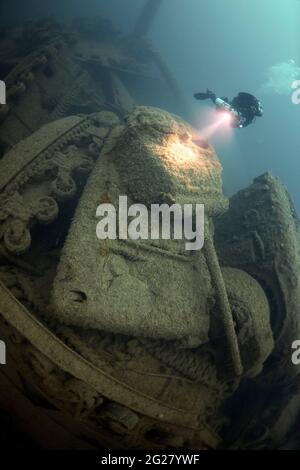 Diver exploring the SS Empire Heritage shipwreck Stock Photo - Alamy