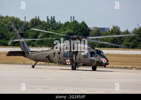 A U.S. Army HH-60M MEDEVAC Blackhawk helicopter assigned to the 3rd ...