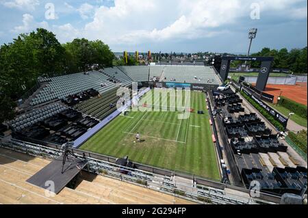 Stuttgart, Germany. 09th June, 2021. Tennis: ATP Tour - Stuttgart, Singles, Men, 1st Round ...