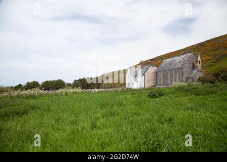 Bardsey Chapel / Capel Enlli and Ty Capel / Chapel House on Ynys Enlli ...