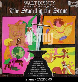 Vintage record album cover of The Stone Poneys with Linda Ronstadt on a ...