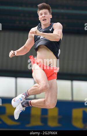 Winner Oleg ZERNIKEL (ASV Landau), pole vault; 1st place, pole vaulter ...