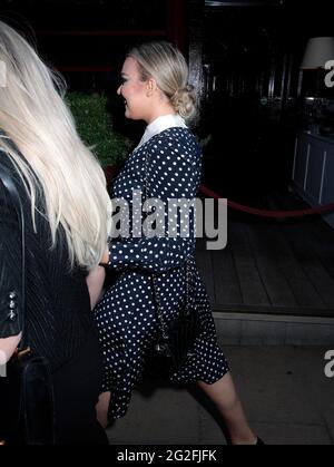 Tallia Storm and sister went to loulou’s for dinner and Tallia came out ...
