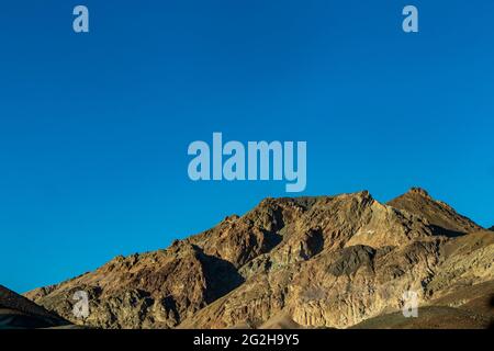 Wonderful views from the Artist's Palette Drive in Death Valley ...