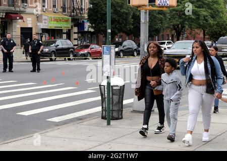 Gun Crimes Continues in the Bronx, New York, NY USA Stock Photo - Alamy