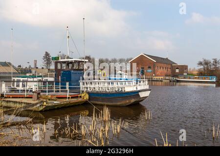 Kinderijk, Netherlands - 11 March 2016: View of the Famous windmills ...