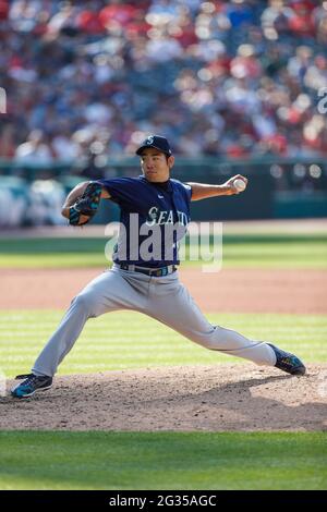 Seattle Mariners pitcher Yusei Kikuchi (18) pitches the ball during an ...