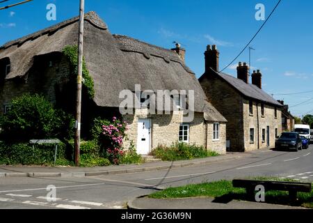 Tackley village, Oxfordshire, England, UK Stock Photo - Alamy