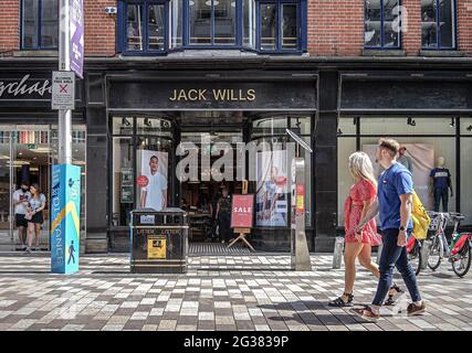 Belfast, UK. 1st June, 2021. Shopper walks past Starbucks Coffee Shop ...