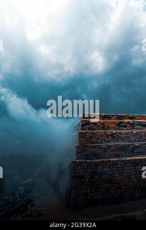 A vertical shot of the ancient Chichen Itza Mayan ruins Stock Photo - Alamy