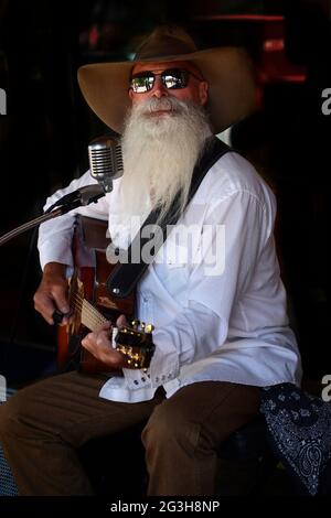Johnny Lloyd, a well-known street performer in Santa Fe, New Mexico ...