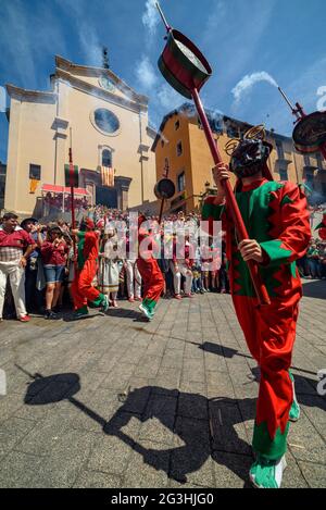Dance of the Maces and Àngels (Angels) in the Patum de Berga festival ...