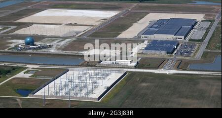June 16, 2021, Racine, Wisconsin, USA: The Foxconn campus in the ...
