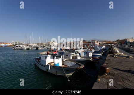 Porto di Catania - Italy Sicily Stock Photo - Alamy