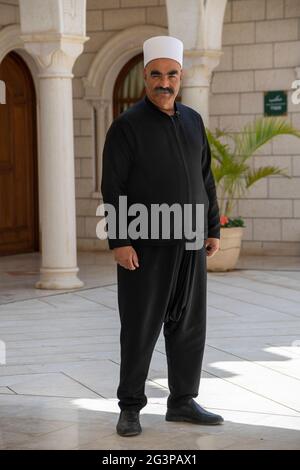 Israel, Druze man in traditional dress Stock Photo - Alamy