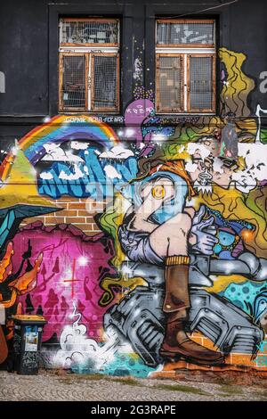 The old lattice windows of the graffiti wall Stock Photo - Alamy