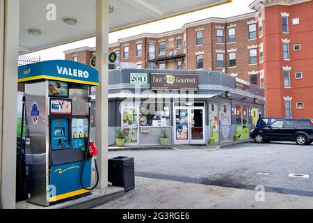 Fast Gourmet Sandwich shop in Washington, DC is located in a Valero gas ...